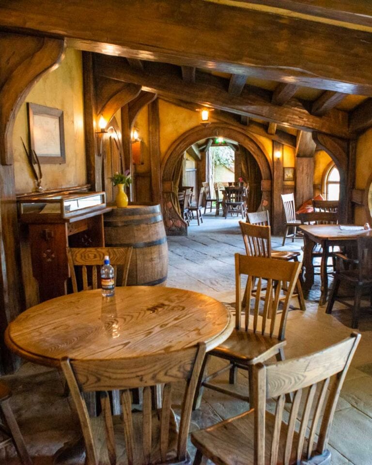 15 Things to KNOW before Visiting Hobbiton, New Zealand