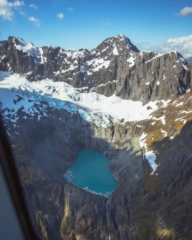 6 BEST Milford Sound Flights (and my personal favorite tour!)