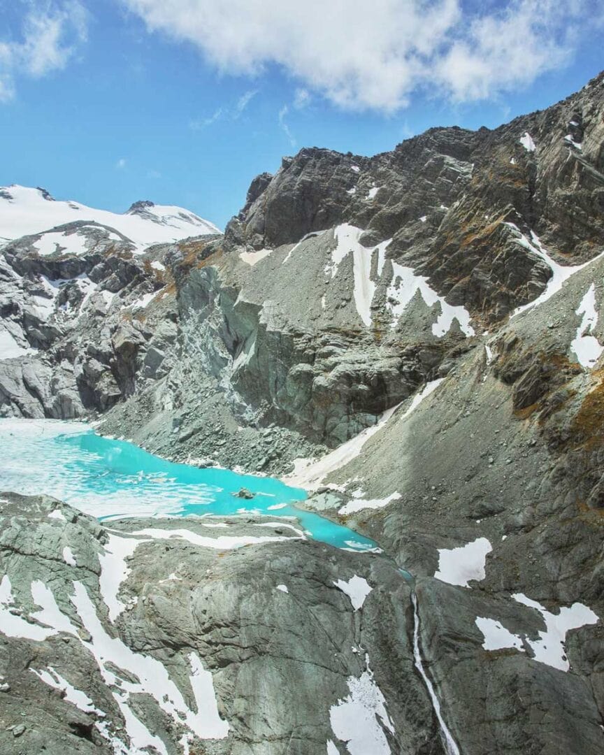 6 BEST Milford Sound Flights (and my personal favorite tour!)