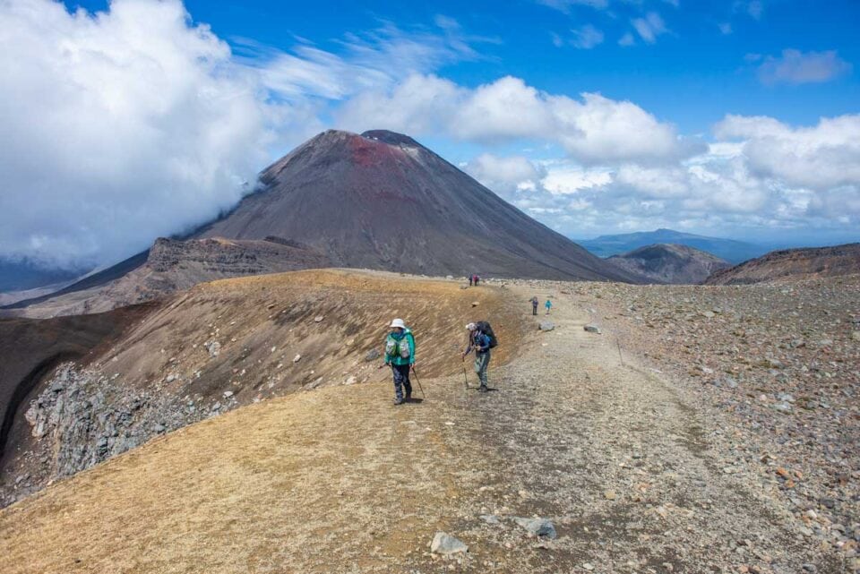 12 Things to KNOW Before Visiting Tongariro National Park (2025 Guide!)
