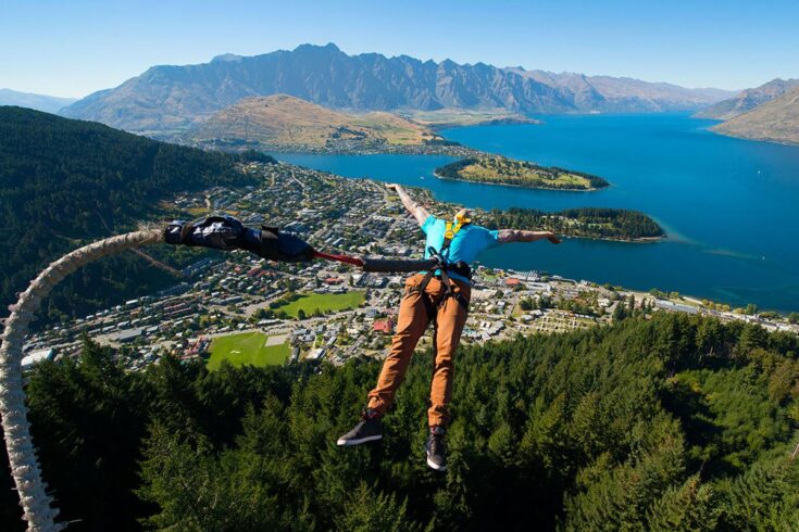 10 BEST Places to go Bungy Jumping in New Zealand