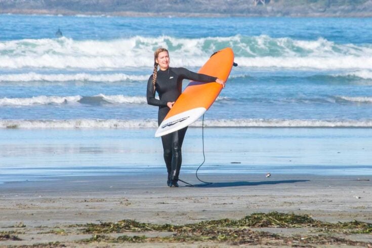 15 BEST Places to Go Surfing in New Zealand + Complete Guide